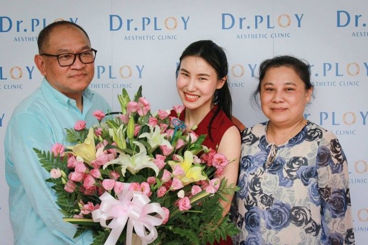 ‘Dr. Ploy Aesthetic Clinic’ เสกความสวยให้เป๊ะปังตามสไตล์ของคุณ
