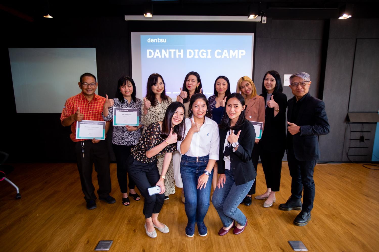 กลุ่มบริษัท เดนท์สุ อินเตอร์เนชั่นแนล จำกัด จัดพิธีมอบวุฒิบัตรแก่ผู้ ...