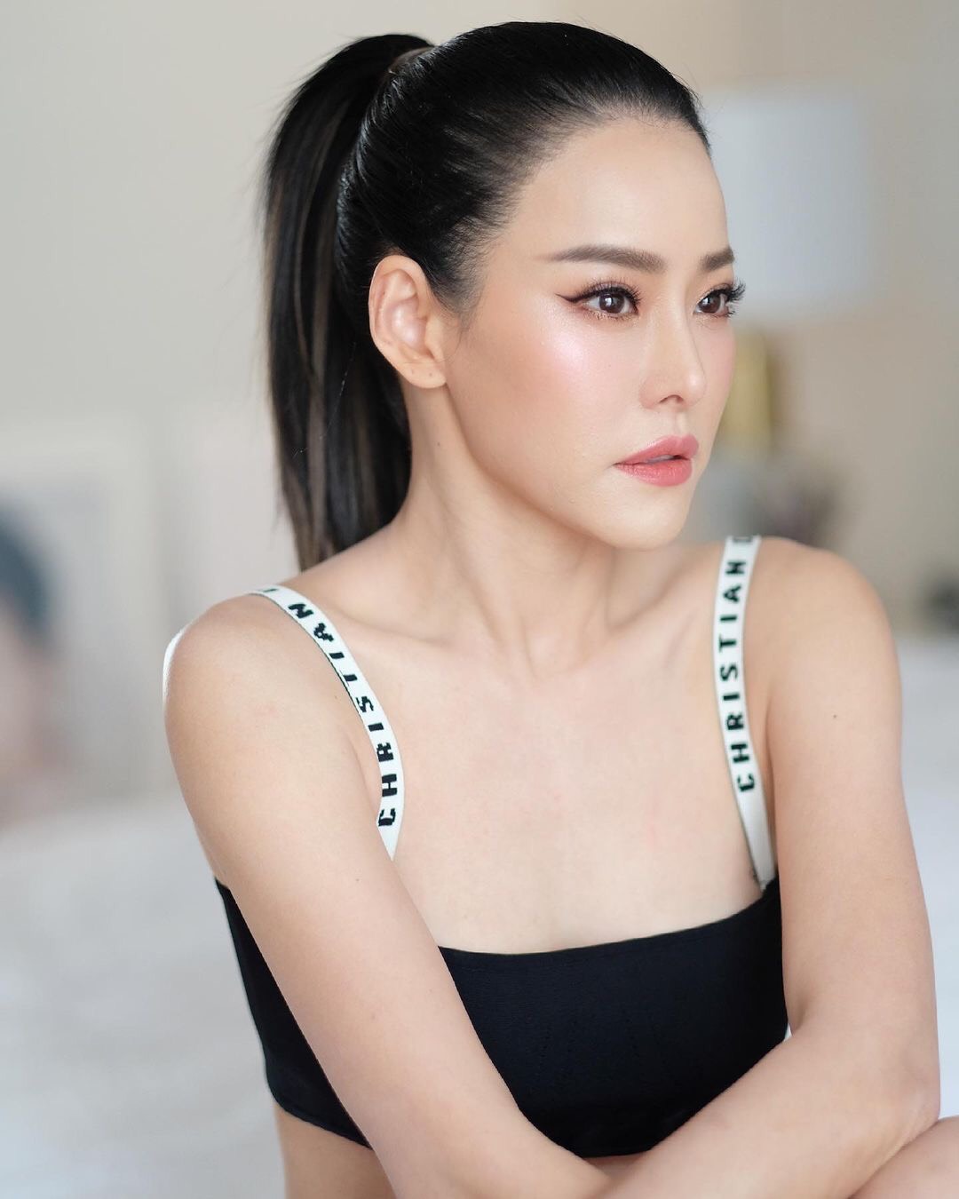 หนิง ปณิตา มาในโหมดสุดแซ่บ ขาวออร่า เซ็กซี่กระแทกตามาก