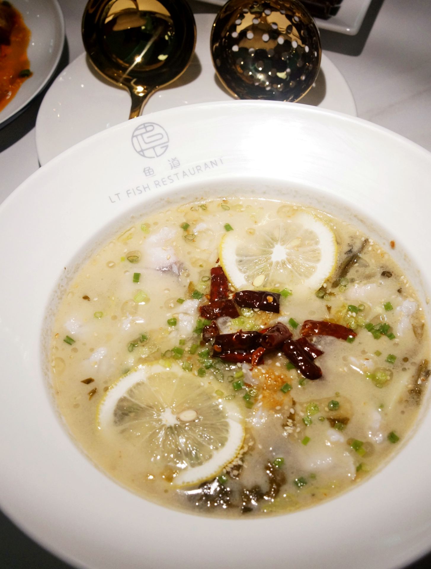 LT Fish Restaurant flagship store อาหารจีนสไตล์เสฉวนชวนอร่อย #ดีงาม ...