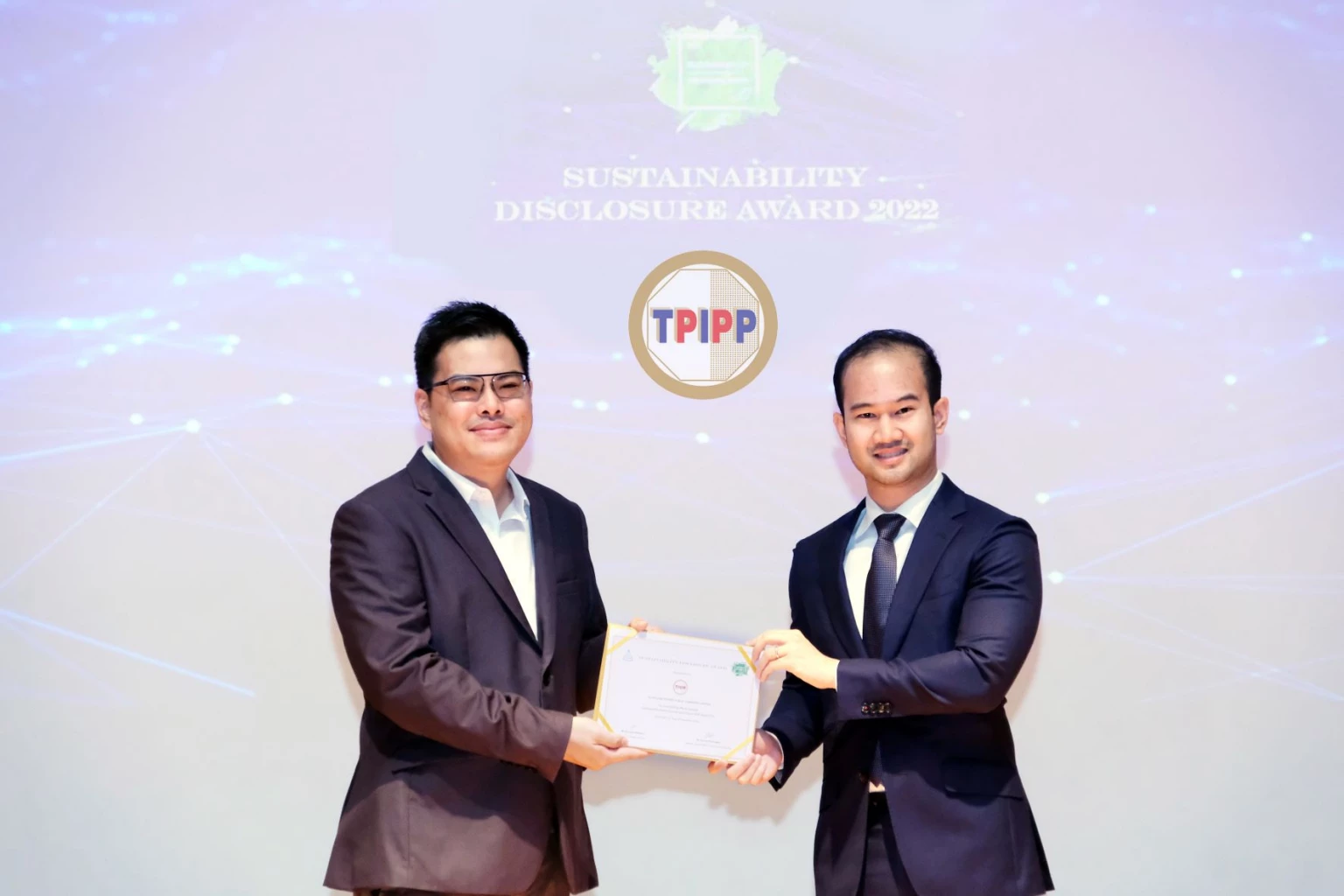 TPIPL และ TPIPP ควงคู่ รับรางวัล Sustainability Disclosure Award ประจำปี 2565