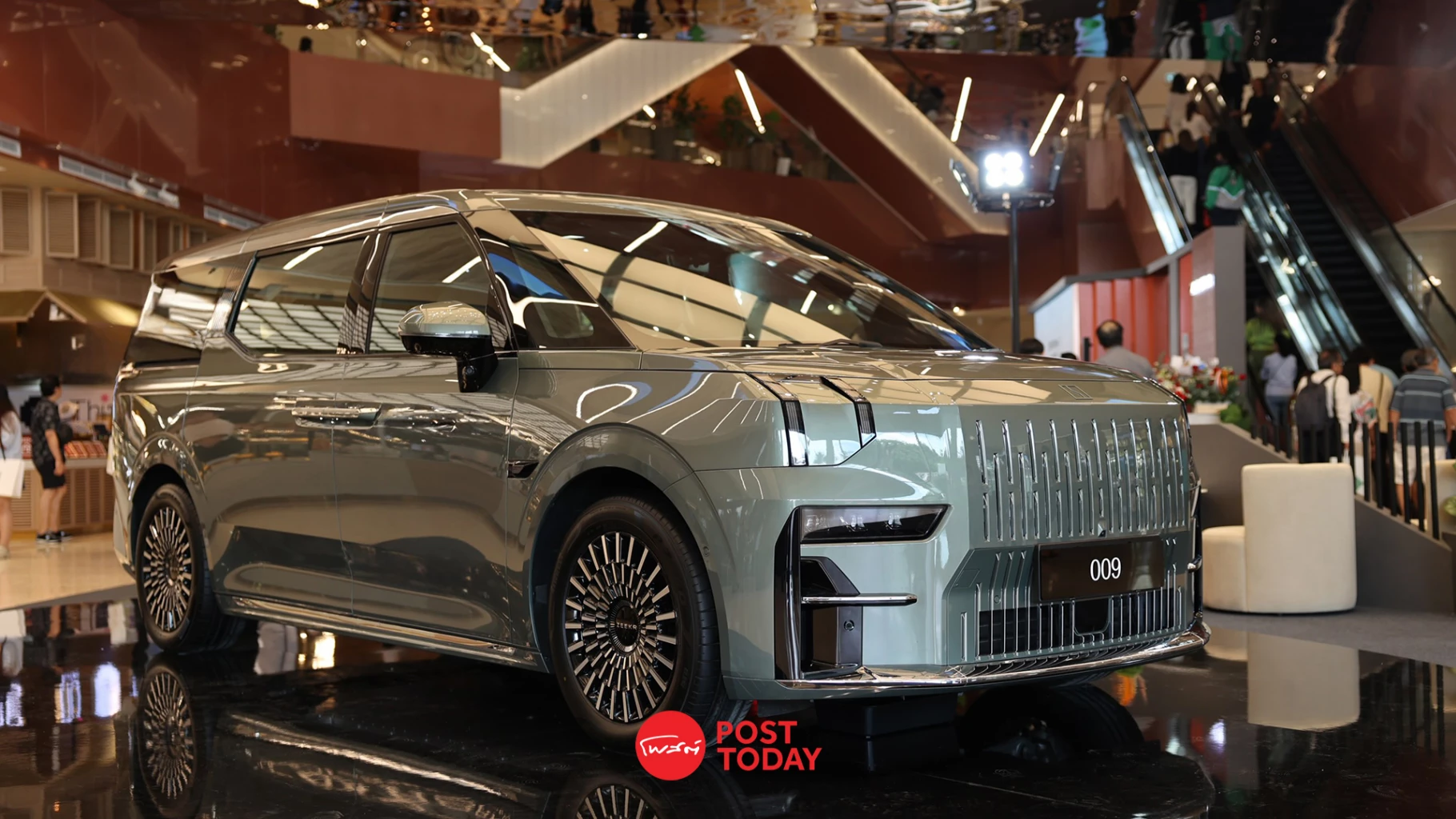 ZEEKR 009 Standard 7-Seater นวัตกรรม Luxury EV MPV เริ่ม 2.39 ลบ.